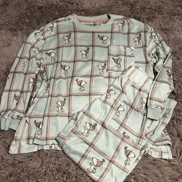 Peanuts | Intimates & Sleepwear | Snoopy Pjs | Poshmark